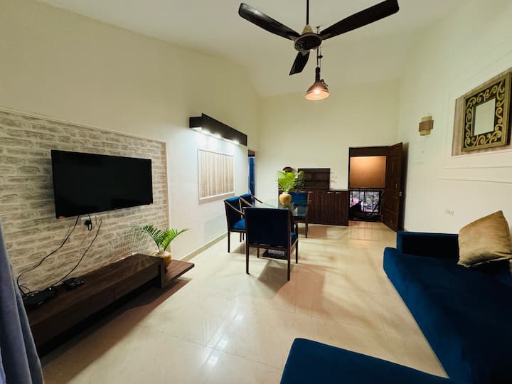 Boutique 2br Flat Near Baga Beach - Anjuna