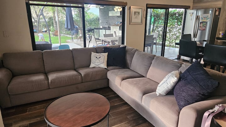 Lake House, Pool And Jacuzzi 4bd/3 Full Bathroom - Mexico