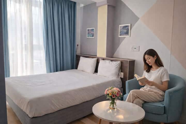 Private, Quiet, Neer The Sea. - Vietnam