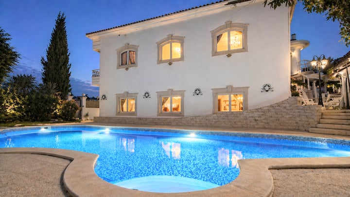 9 Rooms Residence At Luxury Villa (20 Guests) - Batalha