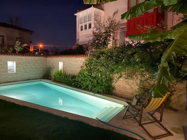 Villa W/private Pool, In The Heart Of The Village - Alaçatı