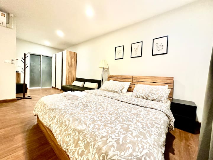 Wutthakat99/127house-5stop>iconsiam•palace•sathon - Thailand
