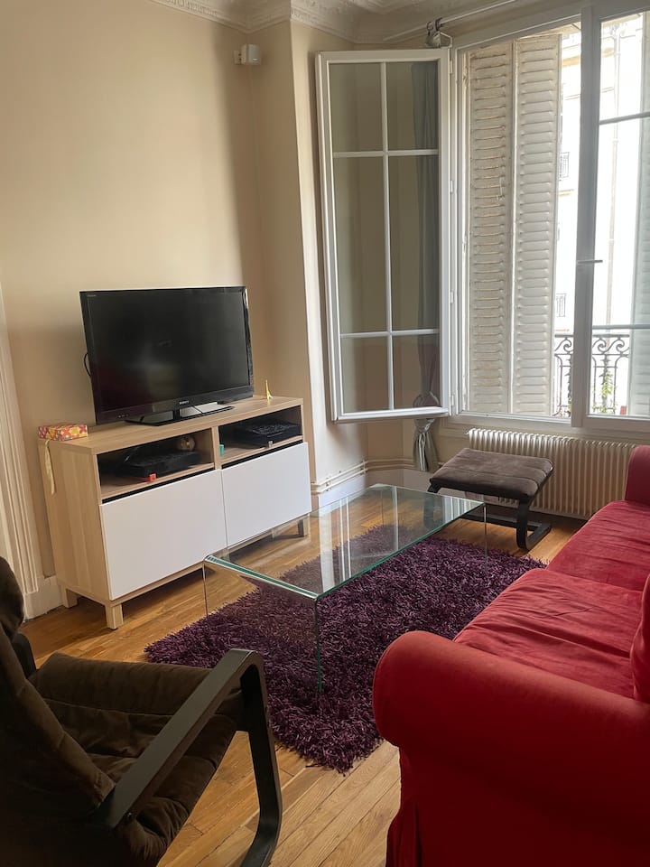 Paris Père Lachaise - Haussmannian Apartment - France