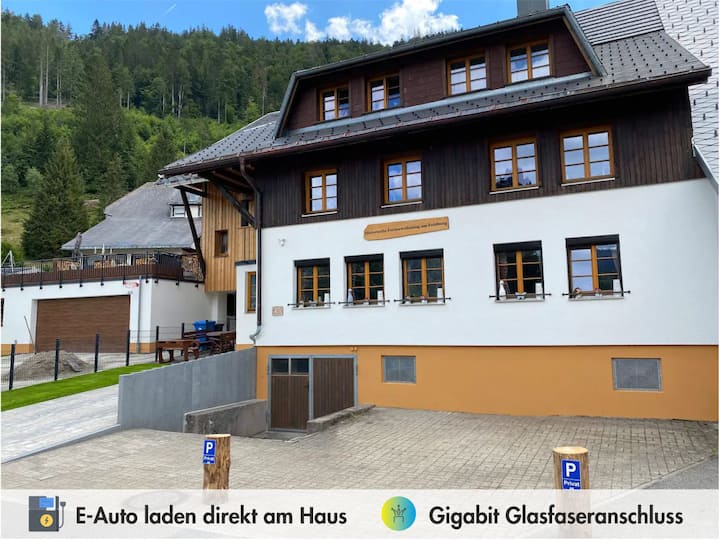 Historische Ferienhaus Am Feldberg Bis 10 Pers. - Titisee-Neustadt