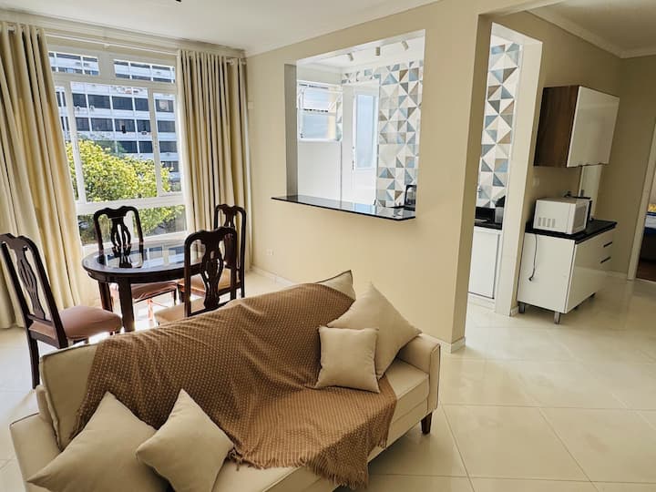 Apartamento Pé Na Areia, No Melhor Ponto De Santos - Santos, Brasil