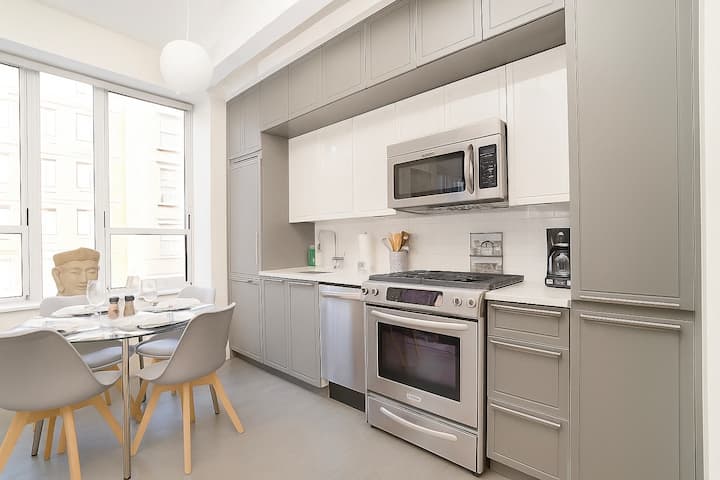 Luxurious Hell’s Kitchen! Exclusive Nyc! - Manhattan, NY
