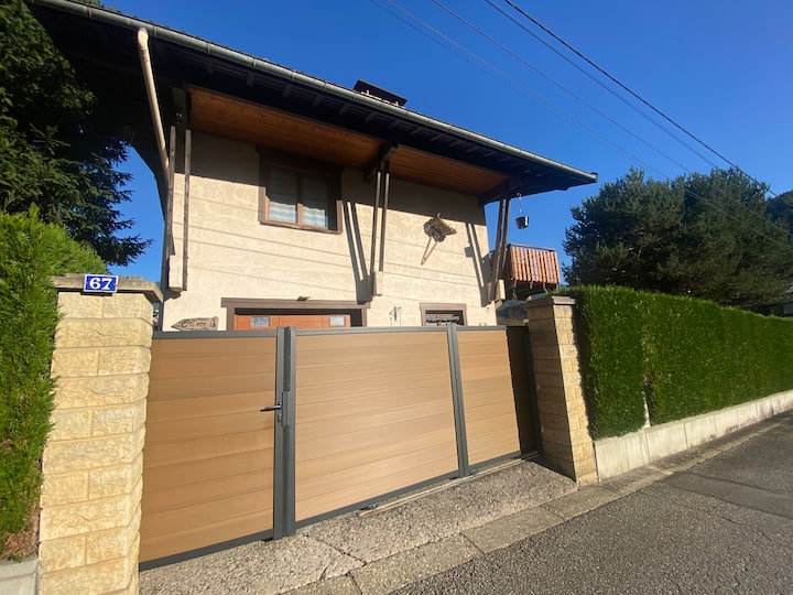 Studio à Ugine, Aux Pieds Des Montagnes - Ugine