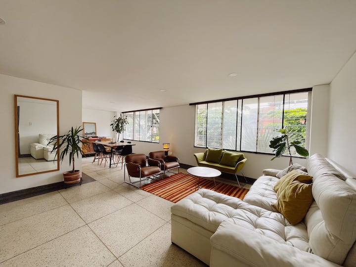 M1. Espacioso Apartamento En La Mejor Ubicación! - Cali