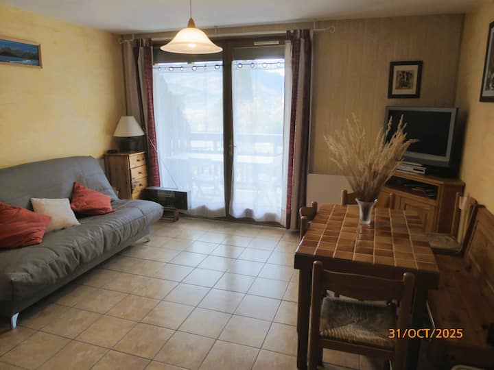 Studio Tout Confort & Ensoleillé, Parking Gratuit - Embrun