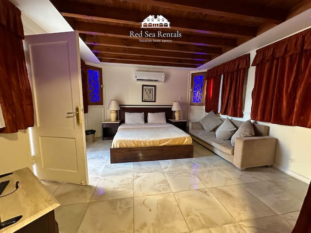 Red Sea Rentals Company Profile: Airbnb Reviews, Listings & Performance ...
