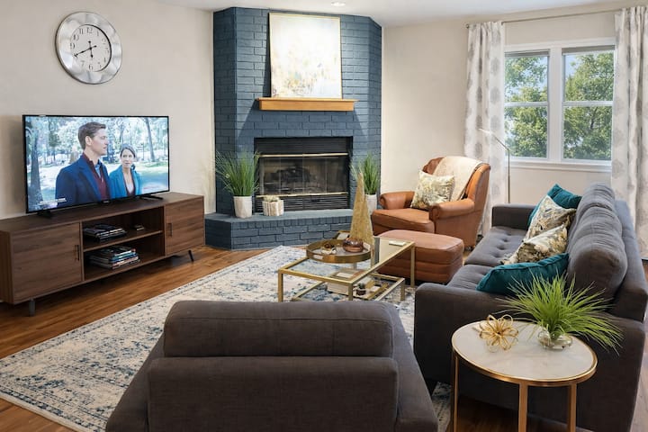 Charming 3br Home | Patio + Yard | Family Friendly - Edmond, OK