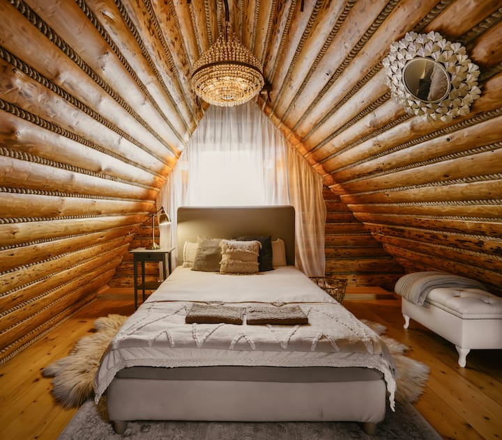 Góralskie Poddasze Z Sercem I Duszą. - Poland