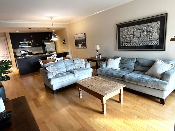 2br Condo: Cozy Retreat In Ideal Location! - Tsawwassen