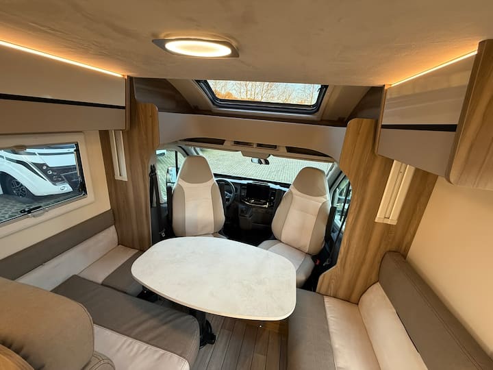 Teilintegriertes Wohnmobil 266 Tl Portugal - Vagos