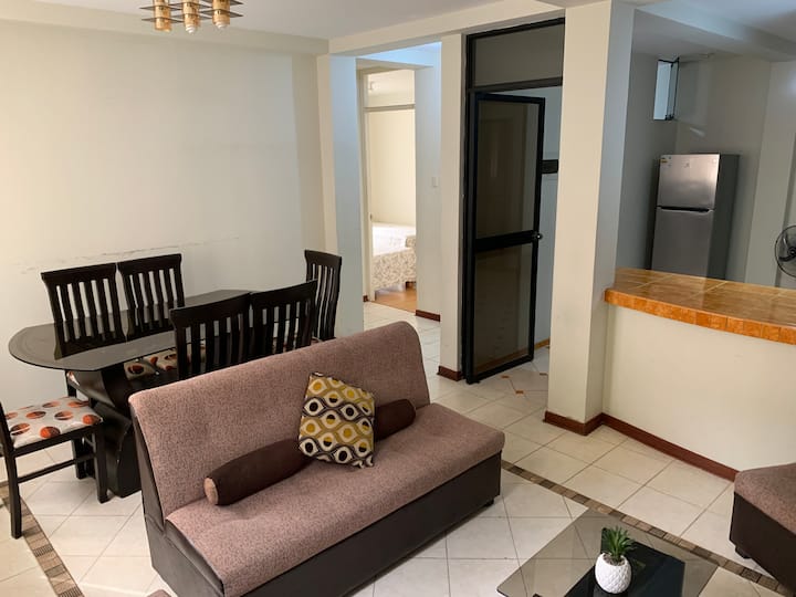 En Primer Piso Apartamento Cómodo  Y Seguro - Tacna