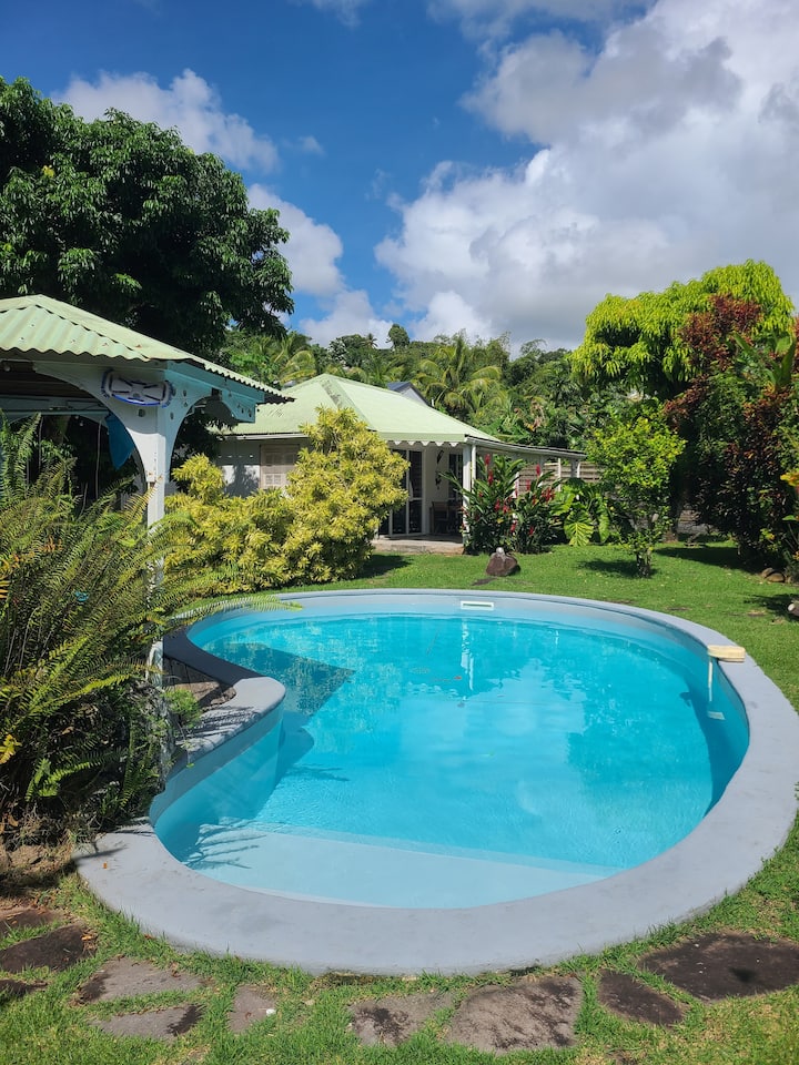 Ti Case Tropicale Avec Piscine - Guadeloupe