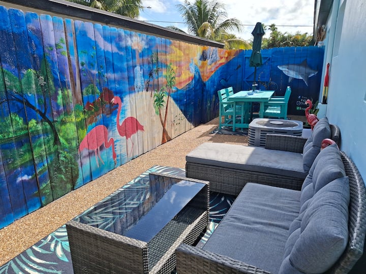 Tropical Paradise Airbnb 3 Min To Hwd Beach. - Hollywood, FL