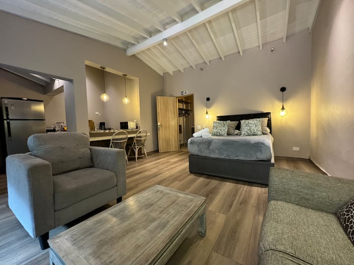 Your Nature Sorrounded Retreat In The City - Medellín