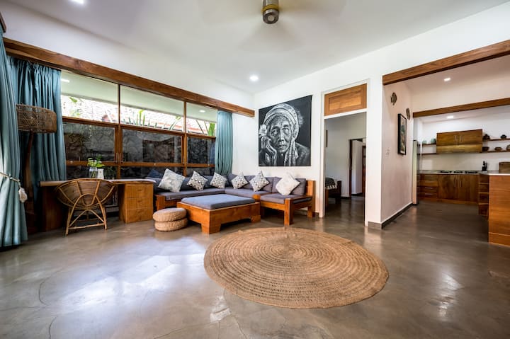 Malolo Villa -  Villa In Kuta For Family - Bali