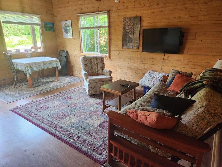 Alaskan Style Cabin - Homer, AK