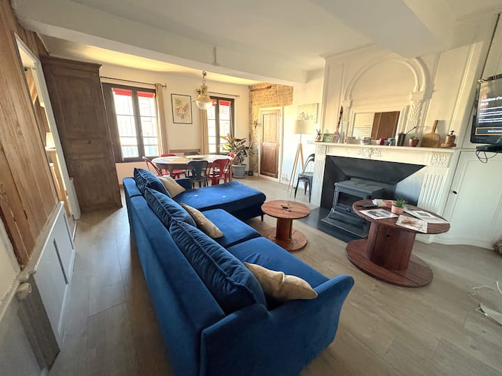 Logement Atypique Au Cœur De La Vieille Ville - Avranches