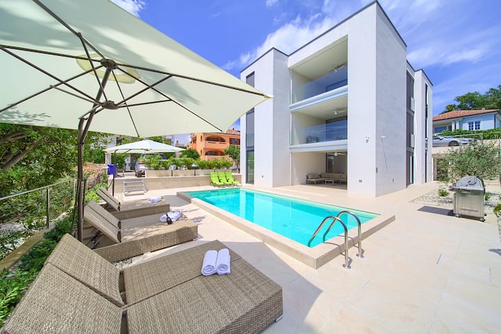 Villa Celeia Apartment I Nina - Krk