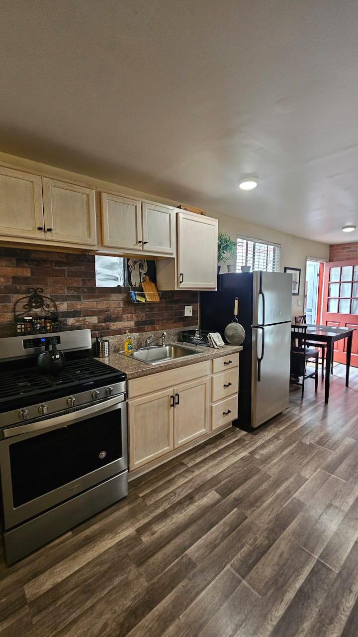 Martha's Studio - Santa Monica, CA