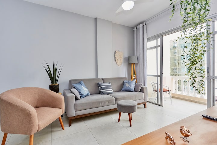 Conforto E Decoração Nova | Quadra Mar Rua 2000. - Balneario Camboriú