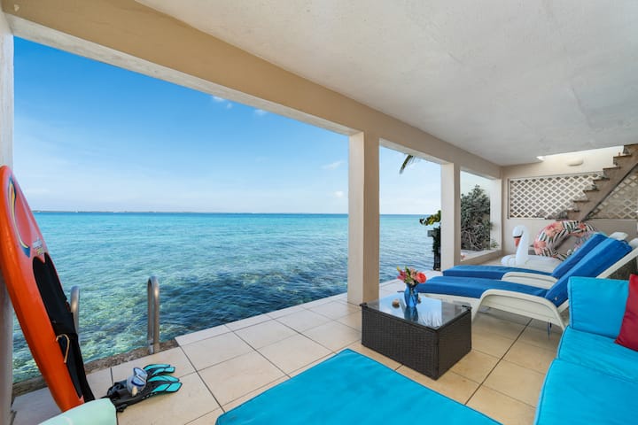 Nottage Cottage On The Water - Nassau