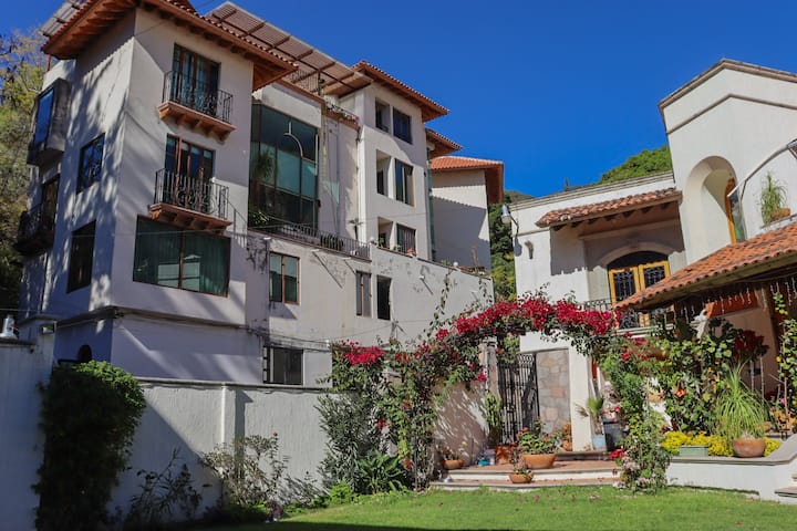 Residencia Parking Gratis - Taxco