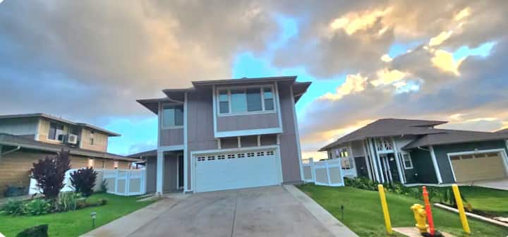 Ocean View Oasis Million $ Gated Comm Pool Spa Gym - O‘ahu, HI