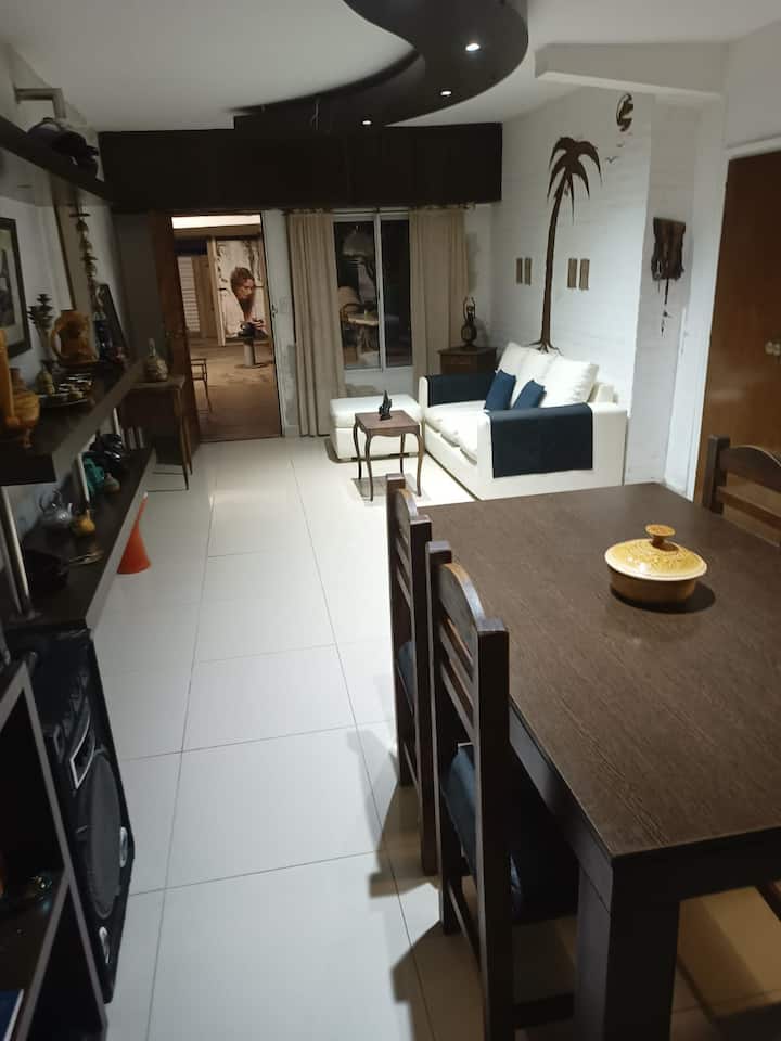 Casa A Metros De La Playa - Mar del Plata