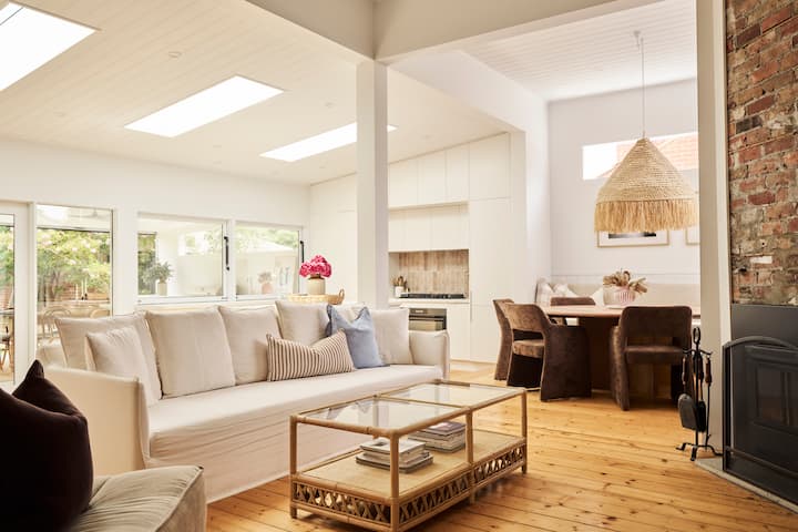 Thunder St Cottage. Light Bright Home - Bendigo