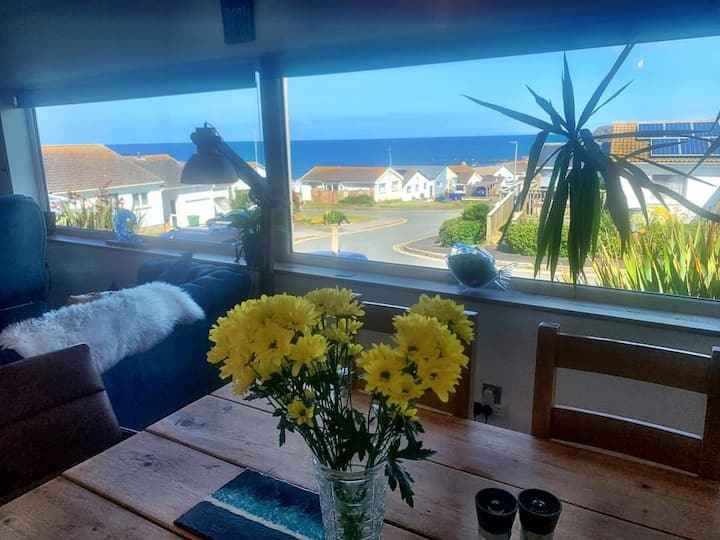 'Sea View' Bungalow, A Beautiful House By The Sea. - Bude