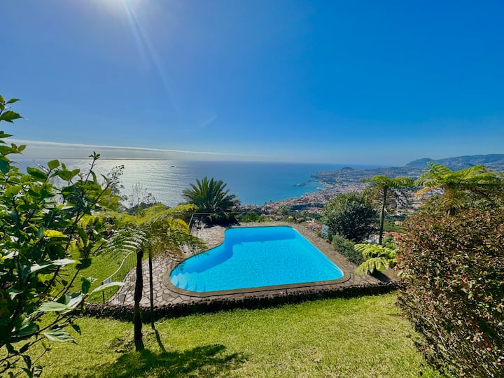 Dream View - City Apartment & Golf - Madeira