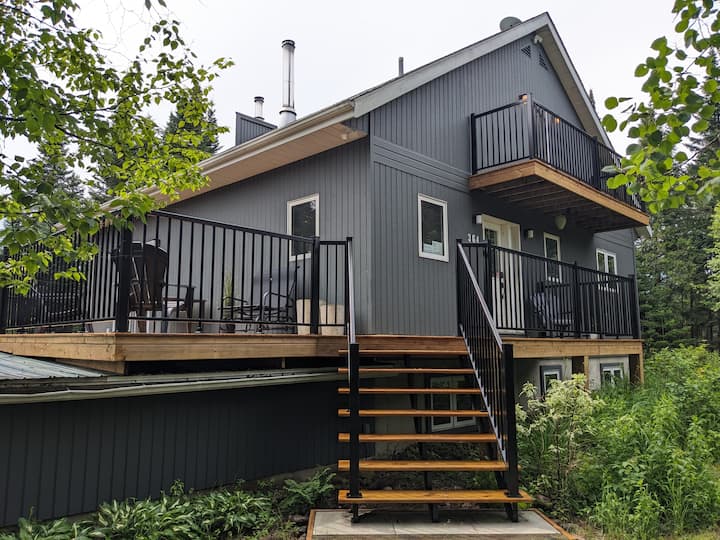 Peacefull Chalet By The River #300264 - Laurentides