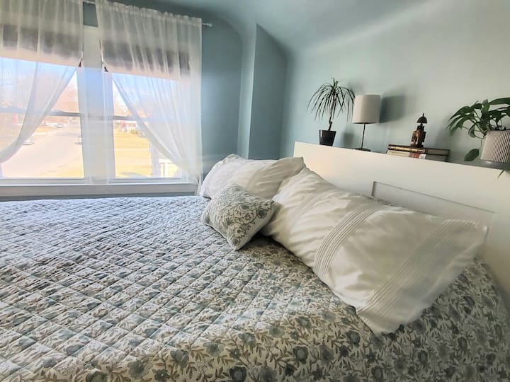 Walk To Churchill Downs | Derby Favorite - Louisville, KY