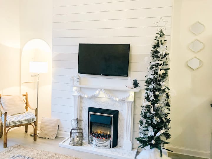 Chic Flat Close To Edinburgh, Airport, & Zoo - Édimbourg