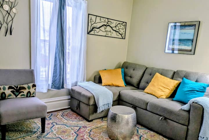 Large 1 Br In 4plex, 1 Mile From Mayo. - Minnesota