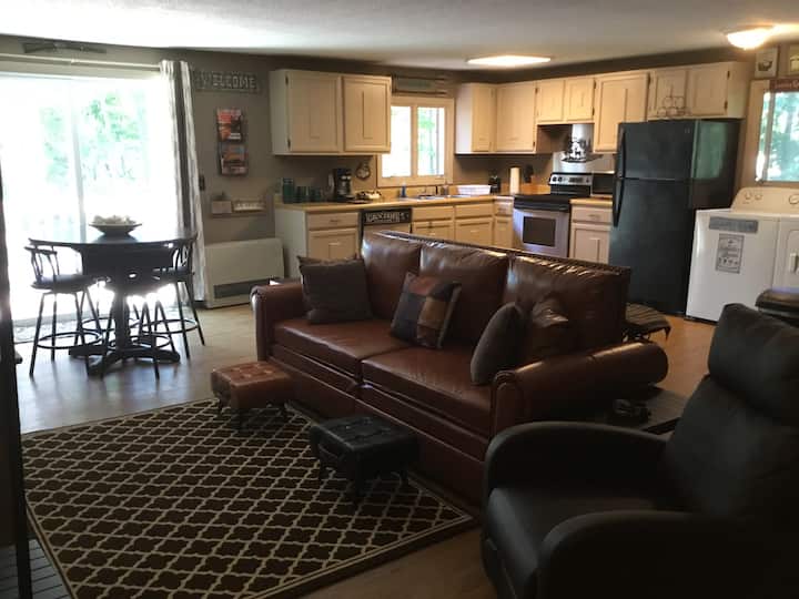 # 6- Spacious One Bedroom Condominium - North Conway, NH
