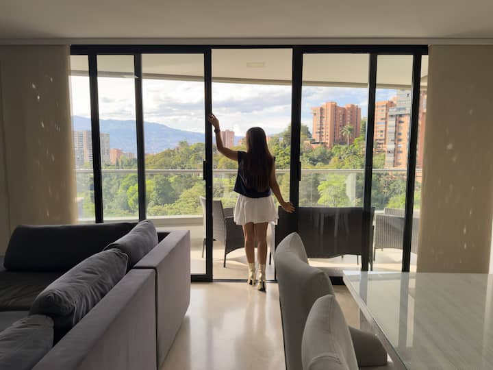 301 Spacious, Chic & Well-located Apartment - Medellín