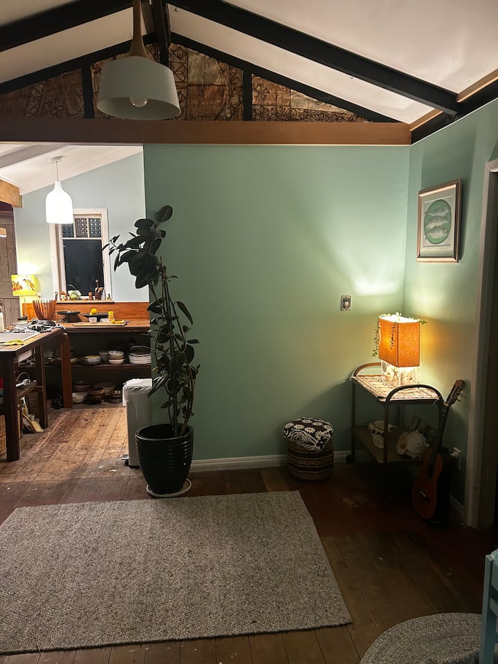 Beach House, Stone Throw To Beach Cool Vibe, Fresh - Ōtaki Beach