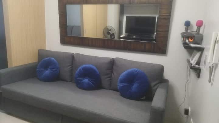 Comfy Unit At Fern Grass Residence Near Sm North. - Quezon City