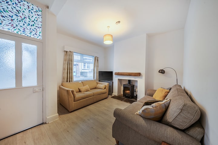 Three-floor Cottage Near Beach & Shops - Filey