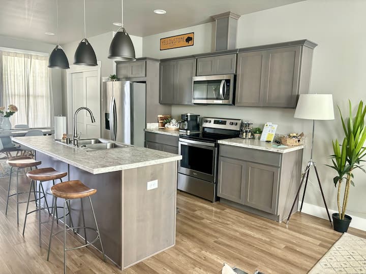 Yellowstone Townhouse - Billings, MT