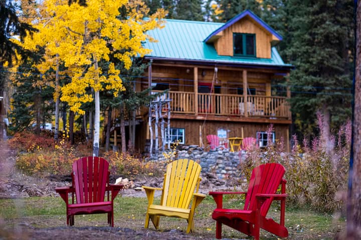 Soulstice Retreat On Crag Lake - Yukon