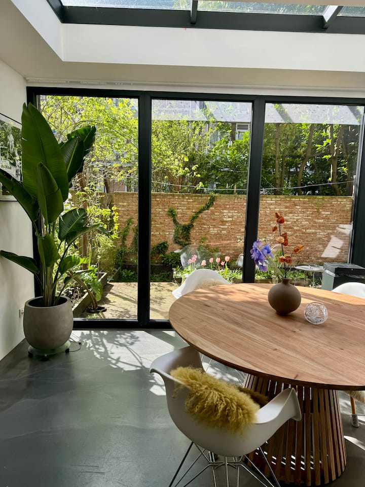 Cosy Amsterdam  Apartment & Lush Garden - Amsterdam