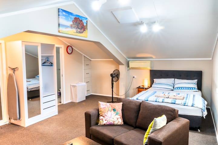 Exquisite, Modern & Comfortable Studio In West End - Palmerston North