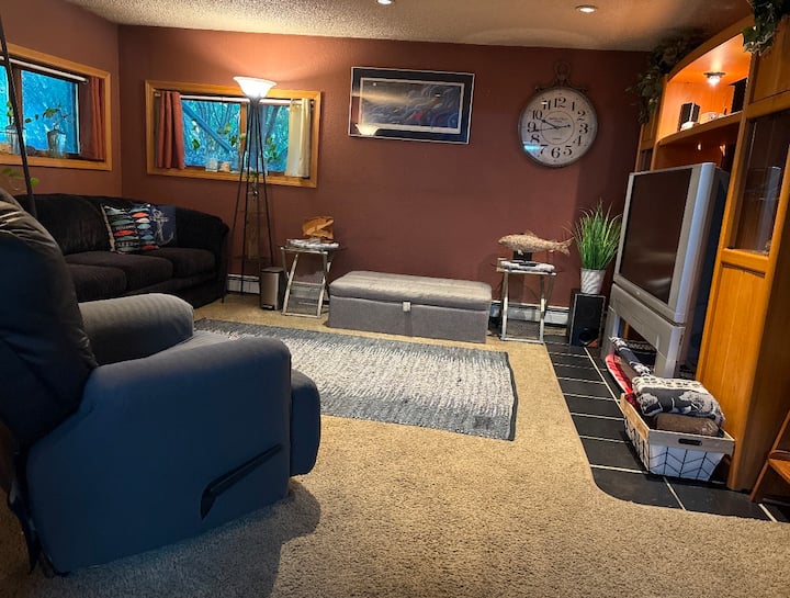 Arctic Salmon B&b Can Be Your Home Away From Home - 費爾班克斯