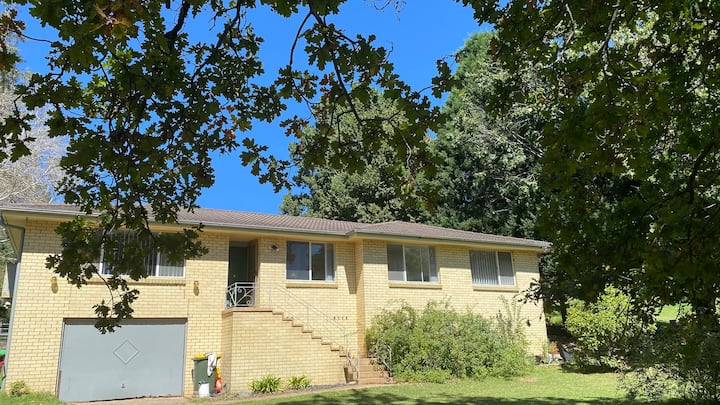 A Slice Of The Southern Highlands - Moss Vale